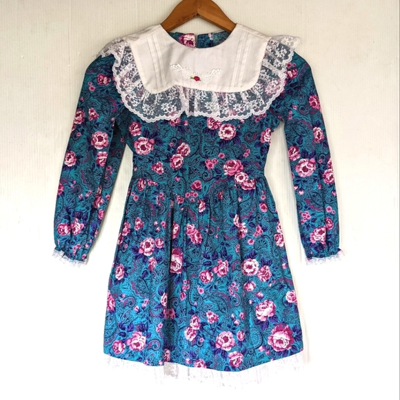 Vintage | Dresses | Vintage Girls Floral Dress With Lace Bib Collar ...